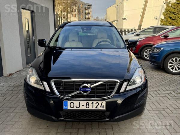 Melns Volvo XC60 2012 Rīga, ar dzinēja tilpumu 2.00 L un nobraukumu 271 tūkst. km par 9700 €, foto 6 vietnē AUTOMOTO.COM.LV