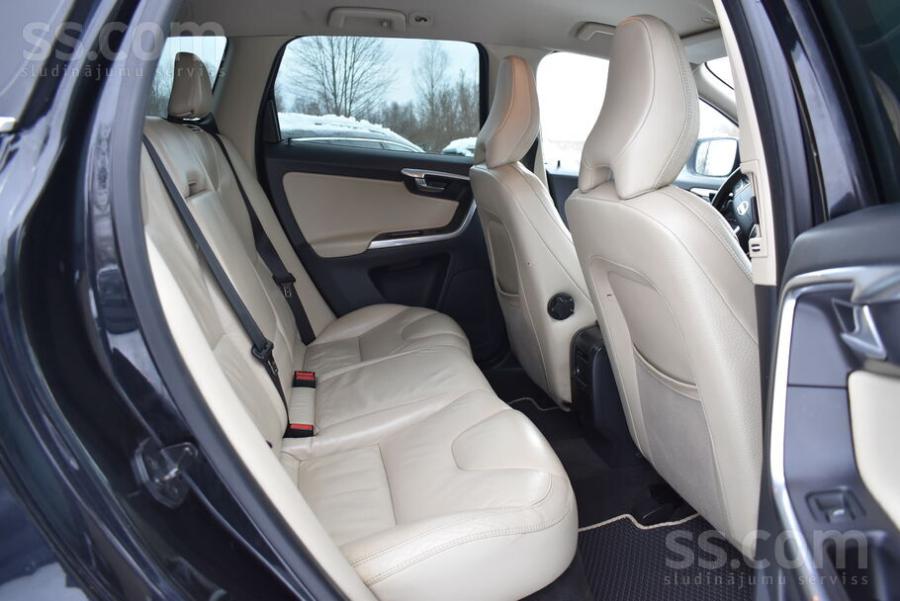 Melns Volvo XC60 2012 Kuldīga, ar dzinēja tilpumu 2.00 L un nobraukumu 0 tūkst. km par 7550 €, foto 6 vietnē AUTOMOTO.COM.LV