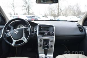 Melns Volvo XC60 2012 Kuldīga, ar dzinēja tilpumu 2.00 L un nobraukumu 0 tūkst. km par 7550 €, foto 19 vietnē AUTOMOTO.COM.LV