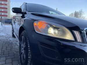 Black Volvo XC60 2012 in Talsi, with an engine capacity of 2.40 L and mileage of 422 thousand km for 6600 €, photo 25 on AUTOMOTO.COM.LV