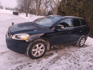Black Volvo XC60 2012 in Ventspils, with an engine capacity of 2.40 L and mileage of 314 thousand km for 8800 €, photo  on AUTOMOTO.COM.LV