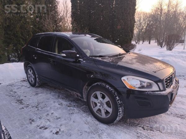 Melns Volvo XC60 2012 Ventspils, ar dzinēja tilpumu 2.40 L un nobraukumu 314 tūkst. km par 8800 €, foto 2 vietnē AUTOMOTO.COM.LV