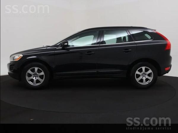 Black Volvo XC60 2012 in Jelgava, with an engine capacity of 2.00 L and mileage of 117 thousand km for 11990 €, photo 3 on AUTOMOTO.COM.LV