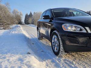 Melns Volvo XC60 2012 Širvintos, ar dzinēja tilpumu 3.00 L un nobraukumu 163 tūkst. km par 9950 €, foto 4 vietnē AUTOMOTO.COM.LV