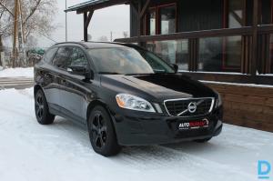 Melns Volvo XC60 2012 Rīga, ar dzinēja tilpumu 2.40 L un nobraukumu 319 tūkst. km par 7990 €, foto 4 vietnē AUTOMOTO.COM.LV