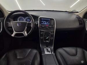 Black Volvo XC60 2012 in Marijampole, with an engine capacity of 2.40 L and mileage of 269 thousand km for 9999 €, photo 14 on AUTOMOTO.COM.LV