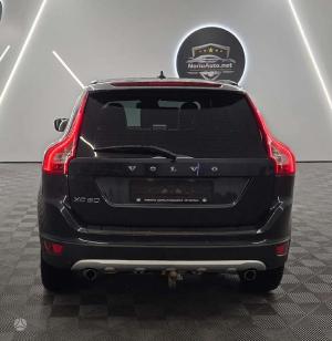 Black Volvo XC60 2012 in Marijampole, with an engine capacity of 2.40 L and mileage of 269 thousand km for 9999 €, photo 23 on AUTOMOTO.COM.LV