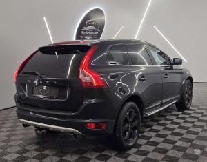 Black Volvo XC60 2012 in Marijampole, with an engine capacity of 2.40 L and mileage of 269 thousand km for 9999 €, photo 26 on AUTOMOTO.COM.LV
