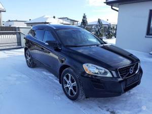 Black Volvo XC60 2012 in Siauliai, with an engine capacity of 2.40 L and mileage of 270 thousand km for 8900 €, photo  on AUTOMOTO.COM.LV
