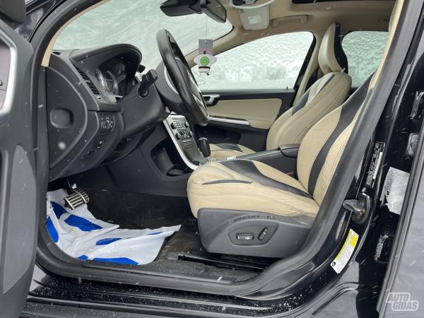 Melns Volvo XC60 2012 Kauņa, ar dzinēja tilpumu 3.00 L un nobraukumu 290 tūkst. km par 8400 €, foto 11 vietnē AUTOMOTO.COM.LV