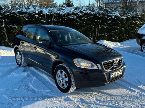 Melns Volvo XC60 2012 Paide, ar dzinēja tilpumu 2.00 L un nobraukumu 293 tūkst. km par 9690 €, foto 4 vietnē AUTOMOTO.COM.LV