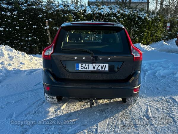 Melns Volvo XC60 2012 Paide, ar dzinēja tilpumu 2.00 L un nobraukumu 293 tūkst. km par 9690 €, foto 7 vietnē AUTOMOTO.COM.LV