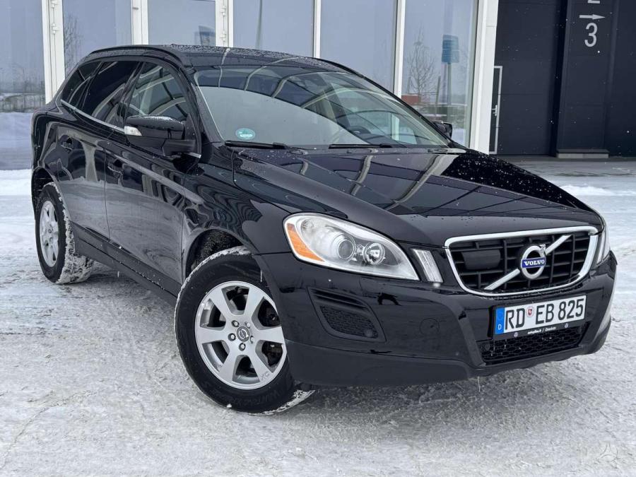 Melns Volvo XC60 2012 Viļņa, ar dzinēja tilpumu 2.40 L un nobraukumu 268 tūkst. km par 9850 €, foto 6 vietnē AUTOMOTO.COM.LV