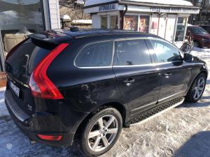 Black Volvo XC60 2012 in Klaipeda, with an engine capacity of 2.40 L and mileage of 263 thousand km for 8950 €, photo 4 on AUTOMOTO.COM.LV