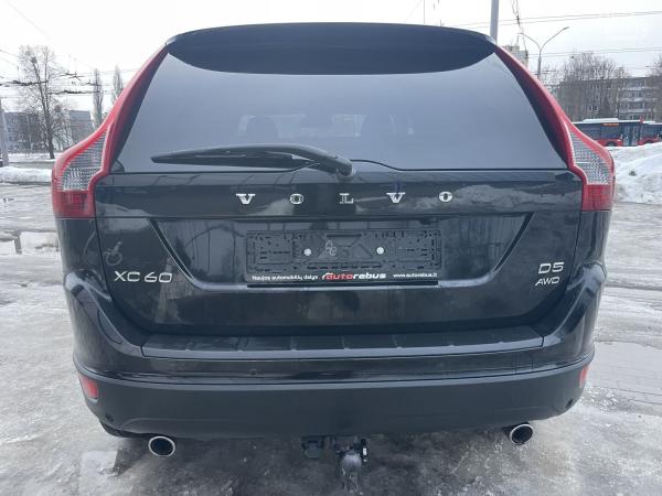 Melns Volvo XC60 2012 Kauņa, ar dzinēja tilpumu 2.40 L un nobraukumu 303 tūkst. km par 10500 €, foto 9 vietnē AUTOMOTO.COM.LV