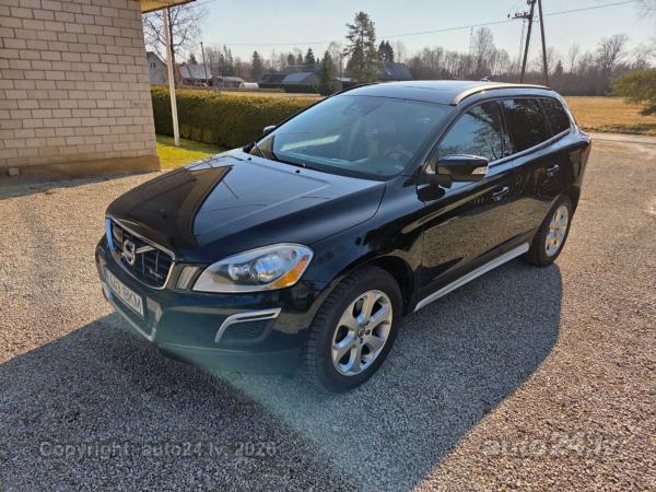 Melns Volvo XC60 2012 Tallina, ar dzinēja tilpumu 2.40 L un nobraukumu 331 tūkst. km par 9950 €, foto 5 vietnē AUTOMOTO.COM.LV