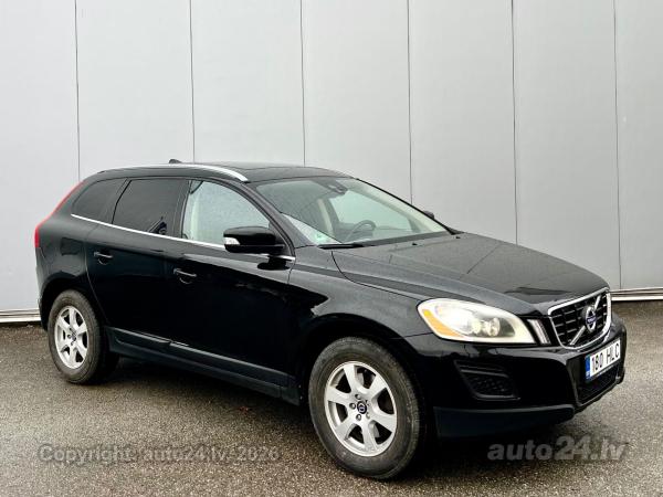 Black Volvo XC60 2012 in Tallinn, with an engine capacity of 2.40 L and mileage of 264 thousand km for 9999 €, photo 4 on AUTOMOTO.COM.LV