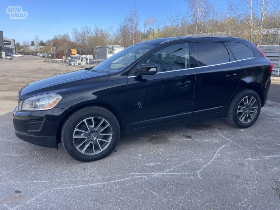 Melns Volvo XC60 2012 Kauņa, ar dzinēja tilpumu 2.40 L un nobraukumu 307 tūkst. km par 10450 €, foto 3 vietnē AUTOMOTO.COM.LV