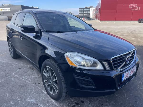 Black Volvo XC60 2012 in Kaunas, with an engine capacity of 2.40 L and mileage of 307 thousand km for 10450 €, photo 9 on AUTOMOTO.COM.LV