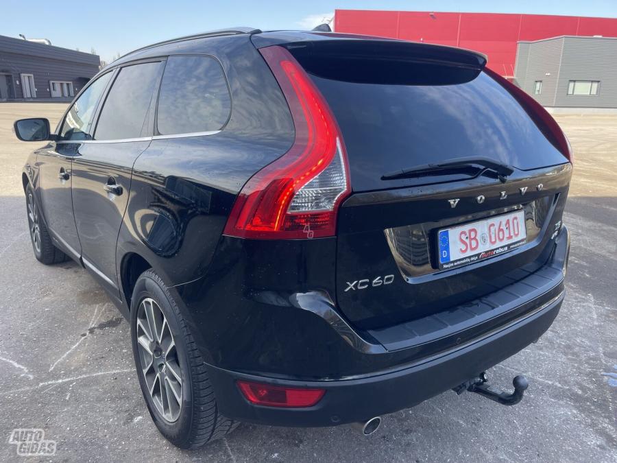 Melns Volvo XC60 2012 Kauņa, ar dzinēja tilpumu 2.40 L un nobraukumu 307 tūkst. km par 10450 €, foto 14 vietnē AUTOMOTO.COM.LV