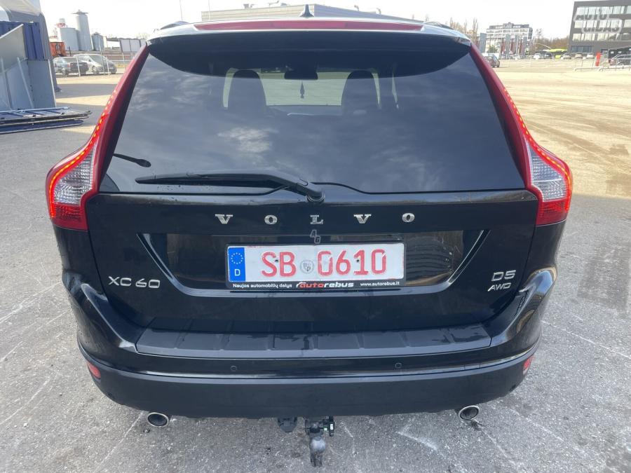 Melns Volvo XC60 2012 Kauņa, ar dzinēja tilpumu 2.40 L un nobraukumu 307 tūkst. km par 10450 €, foto 20 vietnē AUTOMOTO.COM.LV