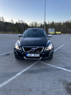 Black Volvo XC60 2012 in Kuressaare, with an engine capacity of 2.40 L and mileage of 242 thousand km for 12900 €, photo  on AUTOMOTO.COM.LV