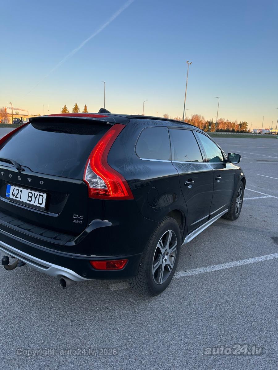Melns Volvo XC60 2012 Kuresāre, ar dzinēja tilpumu 2.40 L un nobraukumu 242 tūkst. km par 12900 €, foto 6 vietnē AUTOMOTO.COM.LV