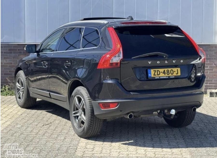 Black Volvo XC60 2012 in Kaunas, with an engine capacity of 2.00 L and mileage of 292 thousand km for 9350 €, photo 4 on AUTOMOTO.COM.LV