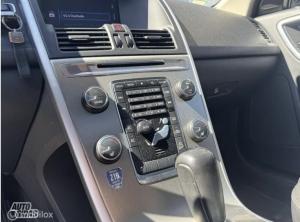 Black Volvo XC60 2012 in Kaunas, with an engine capacity of 2.00 L and mileage of 292 thousand km for 9350 €, photo 7 on AUTOMOTO.COM.LV