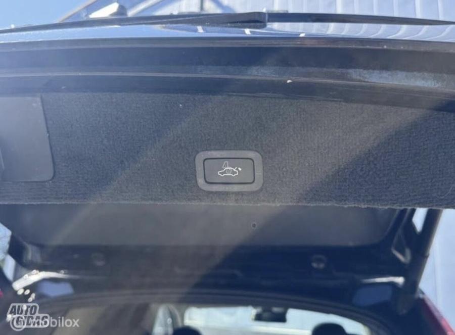 Black Volvo XC60 2012 in Kaunas, with an engine capacity of 2.00 L and mileage of 292 thousand km for 9350 €, photo 10 on AUTOMOTO.COM.LV