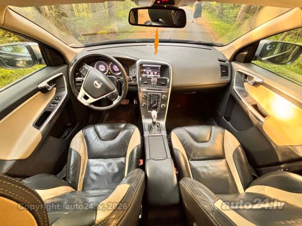 Black Volvo XC60 2012 in Tallinn, with an engine capacity of 2.40 L and mileage of 462 thousand km for 7500 €, photo 9 on AUTOMOTO.COM.LV