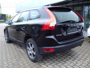 Black Volvo XC60 2012 in Riga, with an engine capacity of 2.40 L and mileage of 185 thousand km for 13000 €, photo 5 on AUTOMOTO.COM.LV