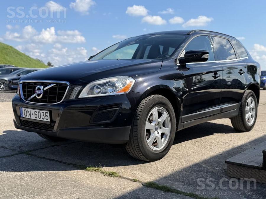 Melns Volvo XC60 2012 Rīga, ar dzinēja tilpumu 2.00 L un nobraukumu 344 tūkst. km par 8350 €, foto 4 vietnē AUTOMOTO.COM.LV