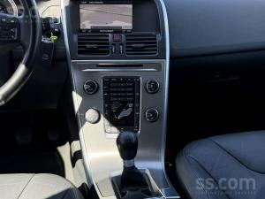 Melns Volvo XC60 2012 Rīga, ar dzinēja tilpumu 2.00 L un nobraukumu 344 tūkst. km par 8350 €, foto 9 vietnē AUTOMOTO.COM.LV