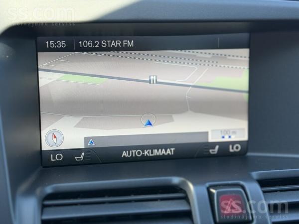 Melns Volvo XC60 2012 Rīga, ar dzinēja tilpumu 2.00 L un nobraukumu 344 tūkst. km par 8650 €, foto 9 vietnē AUTOMOTO.COM.LV