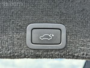 Melns Volvo XC60 2012 Rīga, ar dzinēja tilpumu 2.00 L un nobraukumu 344 tūkst. km par 8350 €, foto 16 vietnē AUTOMOTO.COM.LV