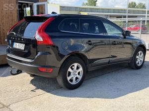 Melns Volvo XC60 2012 Rīga, ar dzinēja tilpumu 2.00 L un nobraukumu 344 tūkst. km par 8350 €, foto 21 vietnē AUTOMOTO.COM.LV