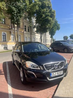 Melns Volvo XC60 2012 Daugavpils, ar dzinēja tilpumu 2.40 L un nobraukumu 272 tūkst. km par 9500 €, foto 3 vietnē AUTOMOTO.COM.LV