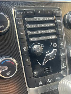 Melns Volvo XC60 2012 Daugavpils, ar dzinēja tilpumu 2.40 L un nobraukumu 272 tūkst. km par 9500 €, foto 10 vietnē AUTOMOTO.COM.LV