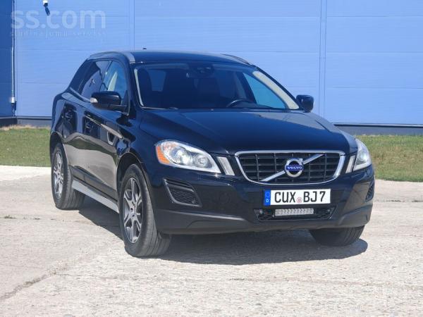 Melns Volvo XC60 2012 Rīga, ar dzinēja tilpumu 2.40 L un nobraukumu 350 tūkst. km par 7990 €, foto 2 vietnē AUTOMOTO.COM.LV