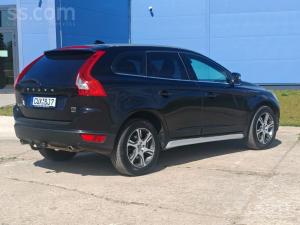 Melns Volvo XC60 2012 Rīga, ar dzinēja tilpumu 2.40 L un nobraukumu 350 tūkst. km par 7990 €, foto 14 vietnē AUTOMOTO.COM.LV