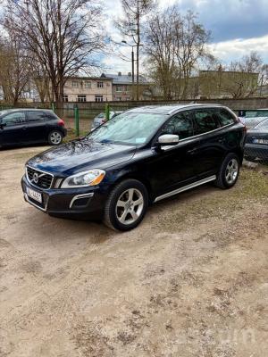 Melns Volvo XC60 2012 Jelgava, ar dzinēja tilpumu 2.00 L un nobraukumu 255 tūkst. km par 8350 €, foto 3 vietnē AUTOMOTO.COM.LV