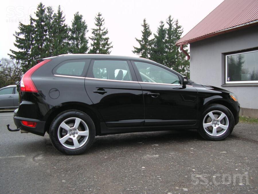 Melns Volvo XC60 2012 Rīga, ar dzinēja tilpumu 2.40 L un nobraukumu 223 tūkst. km par 11850 €, foto 4 vietnē AUTOMOTO.COM.LV