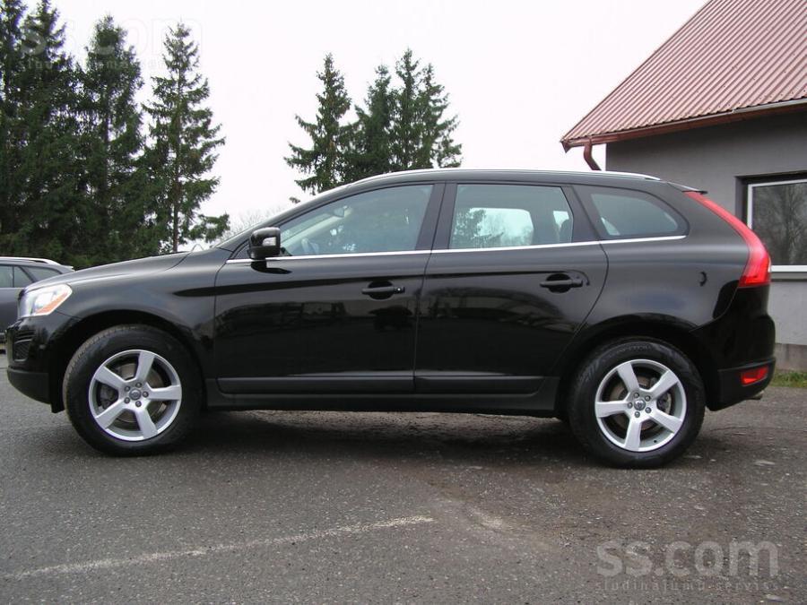 Melns Volvo XC60 2012 Rīga, ar dzinēja tilpumu 2.40 L un nobraukumu 223 tūkst. km par 11850 €, foto 9 vietnē AUTOMOTO.COM.LV