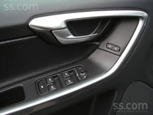 Melns Volvo XC60 2012 Rīga, ar dzinēja tilpumu 2.40 L un nobraukumu 223 tūkst. km par 11850 €, foto 19 vietnē AUTOMOTO.COM.LV