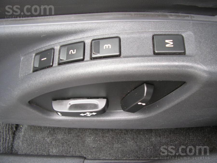 Melns Volvo XC60 2012 Rīga, ar dzinēja tilpumu 2.40 L un nobraukumu 223 tūkst. km par 11850 €, foto 21 vietnē AUTOMOTO.COM.LV