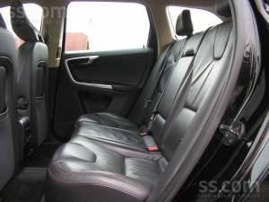 Melns Volvo XC60 2012 Rīga, ar dzinēja tilpumu 2.40 L un nobraukumu 223 tūkst. km par 11850 €, foto 22 vietnē AUTOMOTO.COM.LV