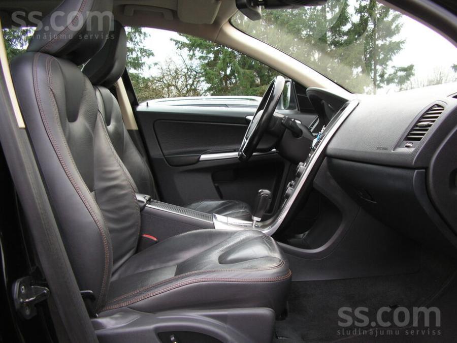 Melns Volvo XC60 2012 Rīga, ar dzinēja tilpumu 2.40 L un nobraukumu 223 tūkst. km par 11850 €, foto 27 vietnē AUTOMOTO.COM.LV