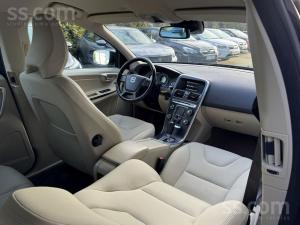Melns Volvo XC60 2012 Rīga, ar dzinēja tilpumu 2.00 L un nobraukumu 271 tūkst. km par 8500 €, foto 11 vietnē AUTOMOTO.COM.LV