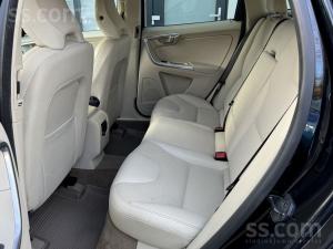 Melns Volvo XC60 2012 Rīga, ar dzinēja tilpumu 2.00 L un nobraukumu 271 tūkst. km par 8500 €, foto 16 vietnē AUTOMOTO.COM.LV